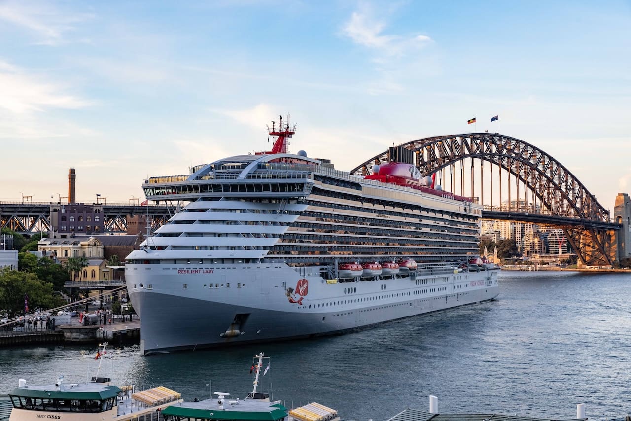 Cruise Ship Terminal Transfers | LuxCar Chauffeur
